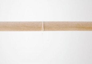 Decoração barata e criativa para sala com mobile de origami