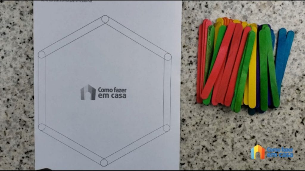 Nicho com palito de picolé para suculentas - Como fazer em casa