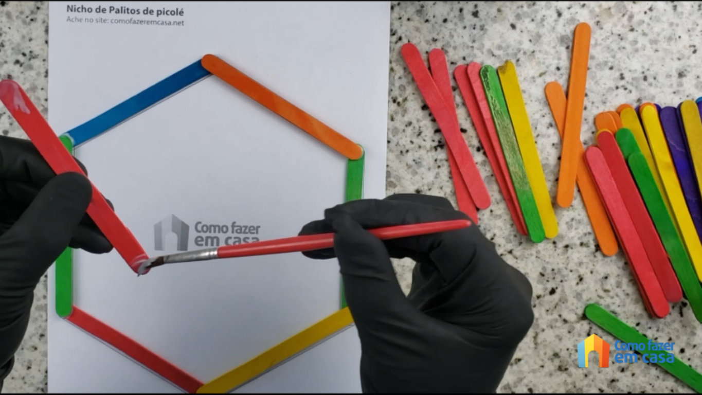 Nicho com palito de picolé para suculentas - Como fazer em casa