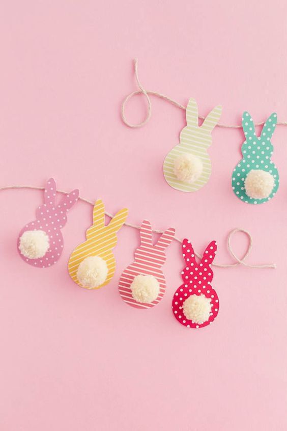Como fazer decoração de móbile de coelhinhos para Páscoa